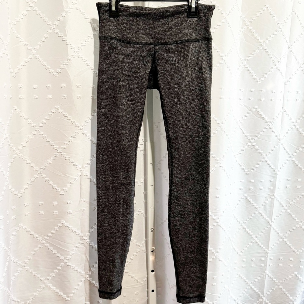 12. Lululemon Knit Herringbone Pattern Leggings Women… - Gem